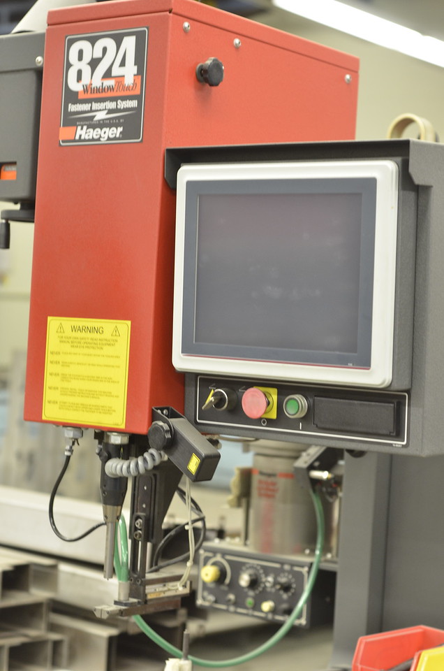 2010 Haeger 824 Insertion Press (#3642)