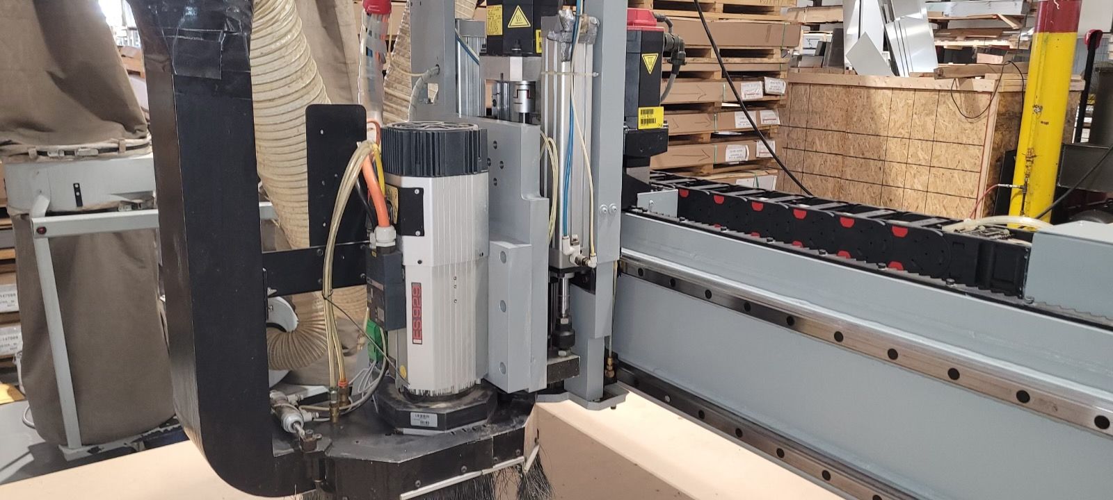 2010 Komo Mach One GT-524 Router (#4227)