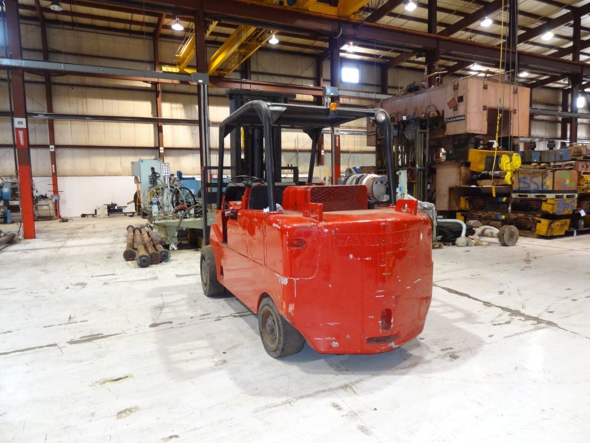 CAT 71L264 Forklift (#4687)