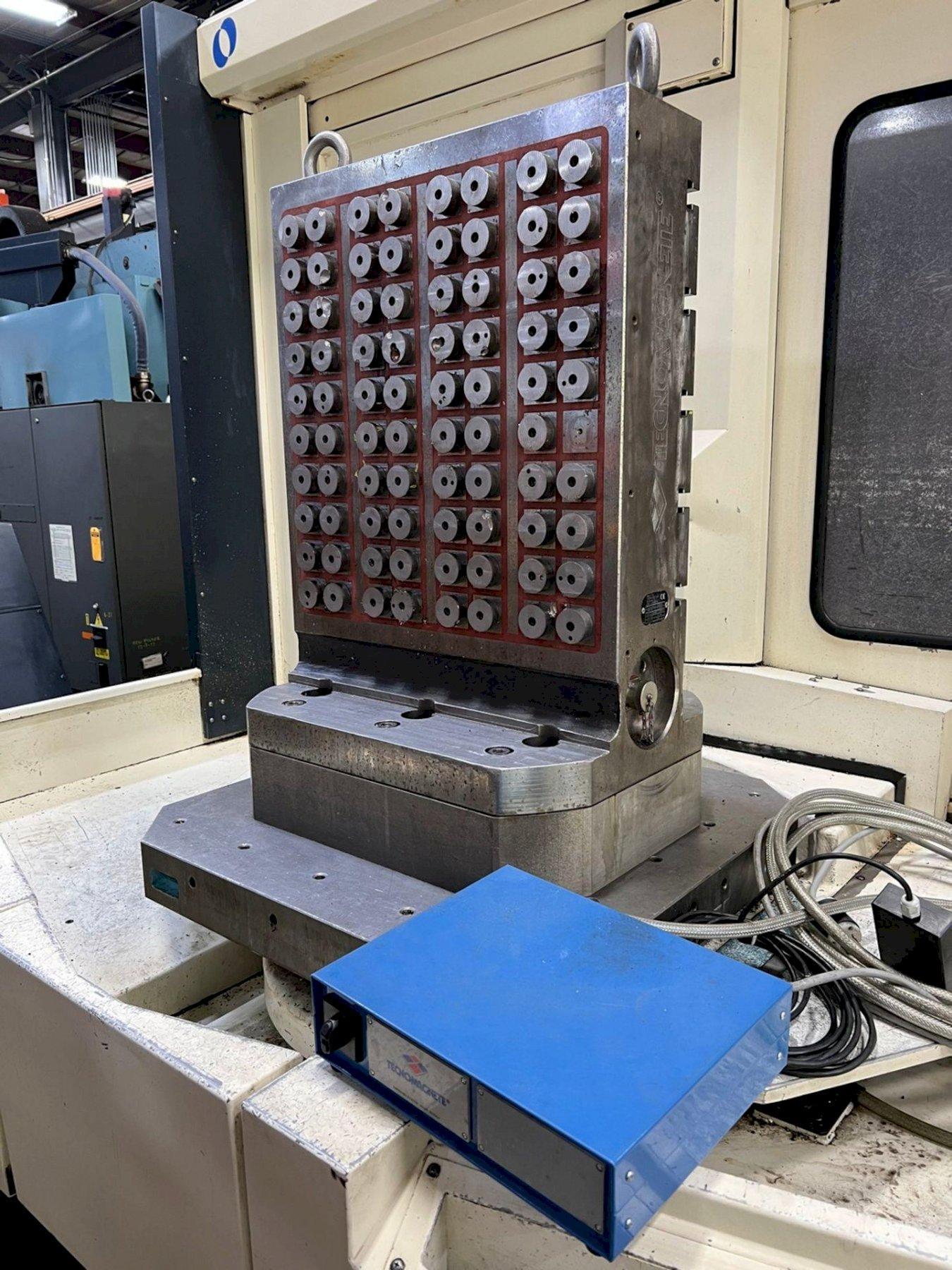 2001 Makino A99 Horizontal Machining Center (#4728)