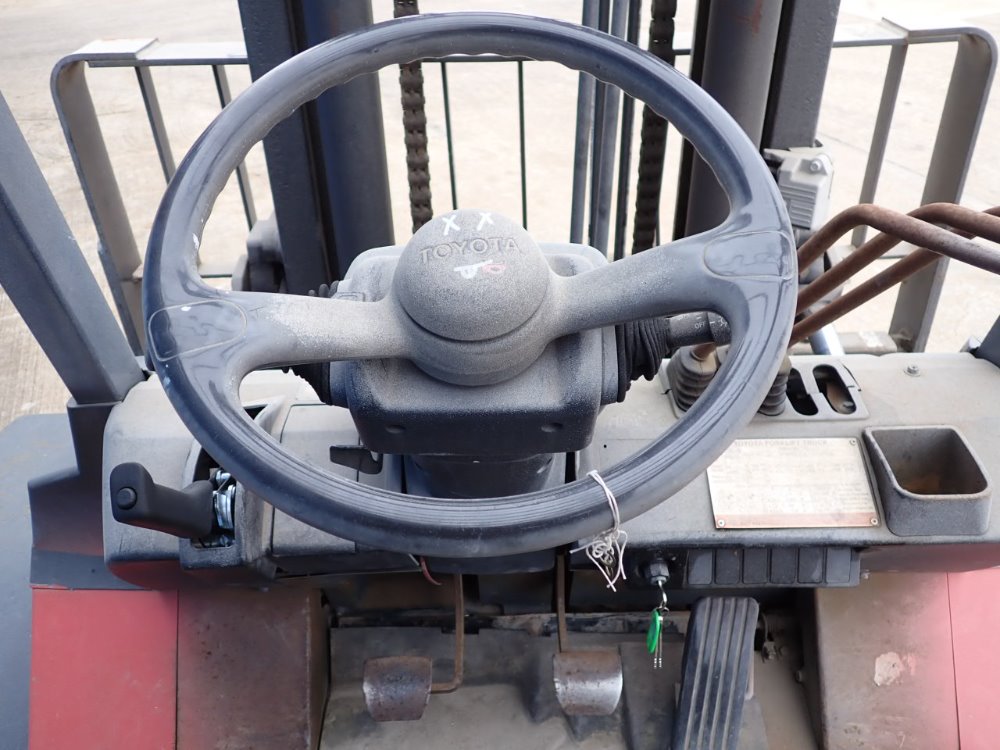 2011 Toyota 7FDU70 Forklift (#4773)