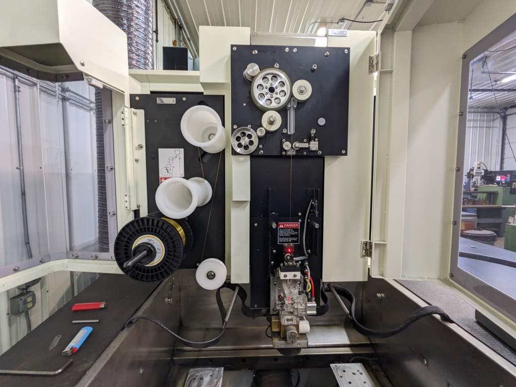2020 Makino U3 Wire EDM (#4779)