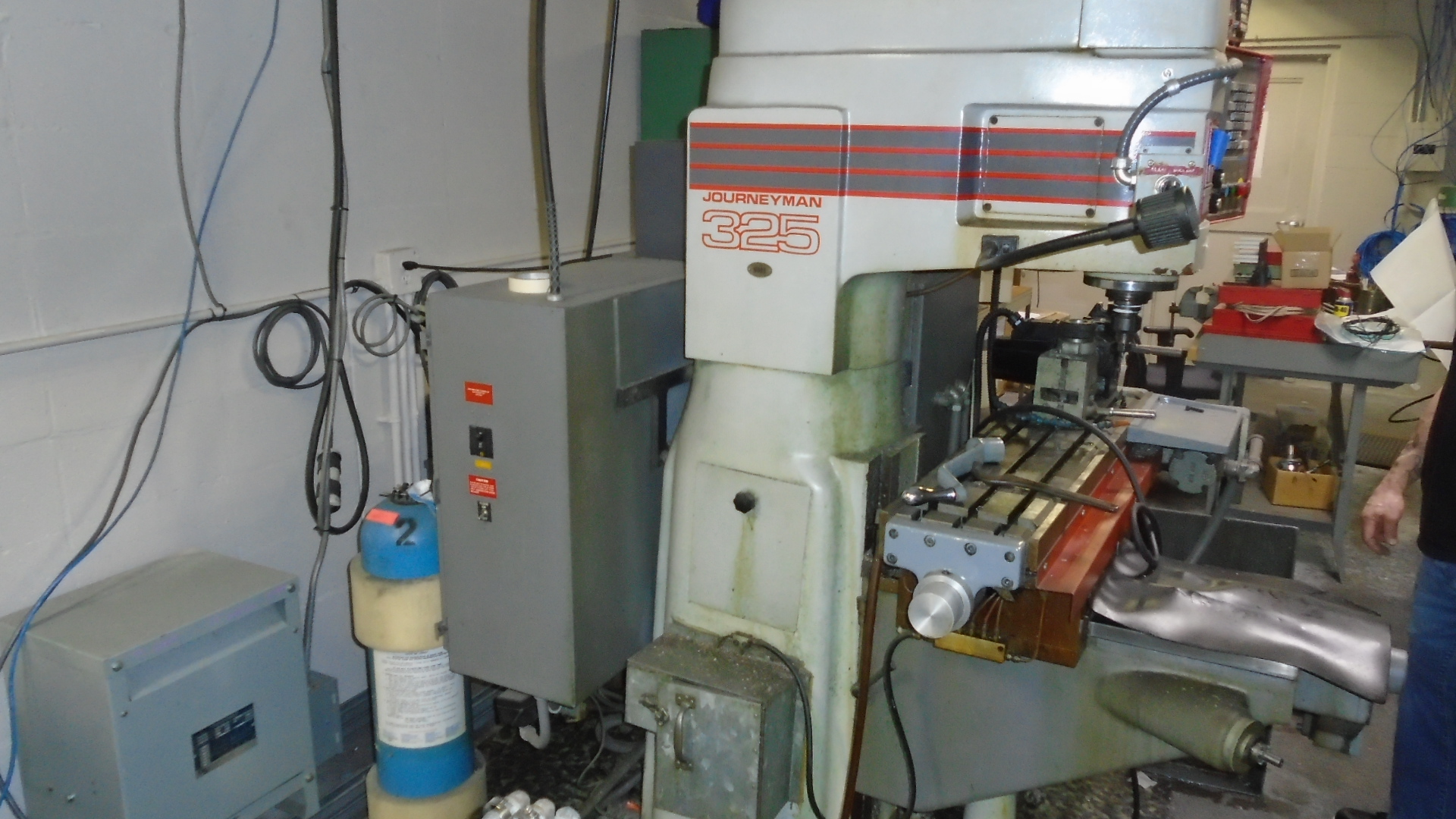 1985 Tree Journeyman 325 Vertical Mill (#4816)