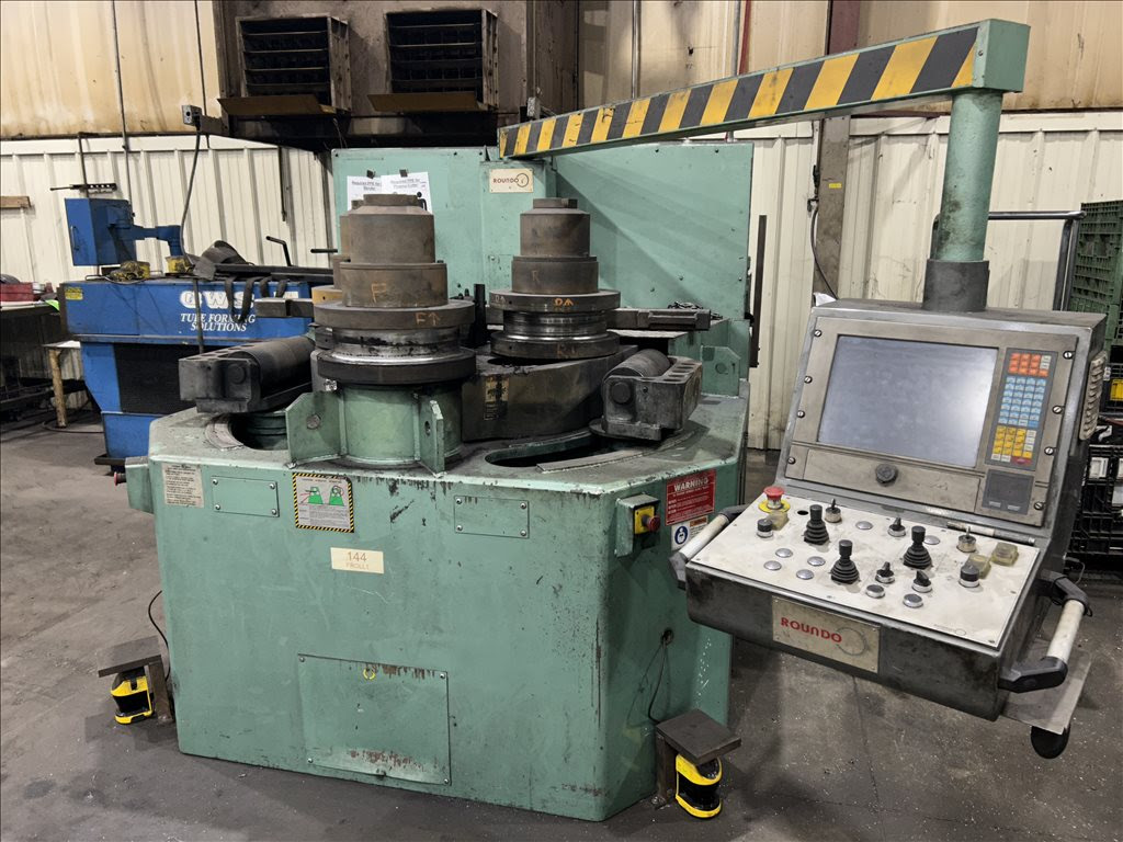 2012 Roundo R6S Hydraulic Angle Roll (#4863)