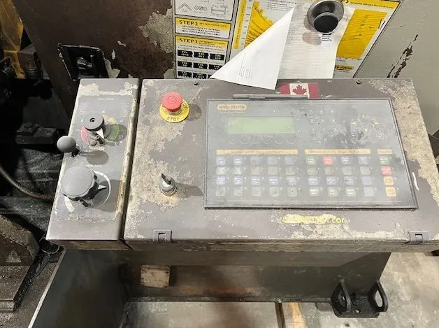 2005 Hyd-Mech H-28A Horizontal Bandsaw (#5394)