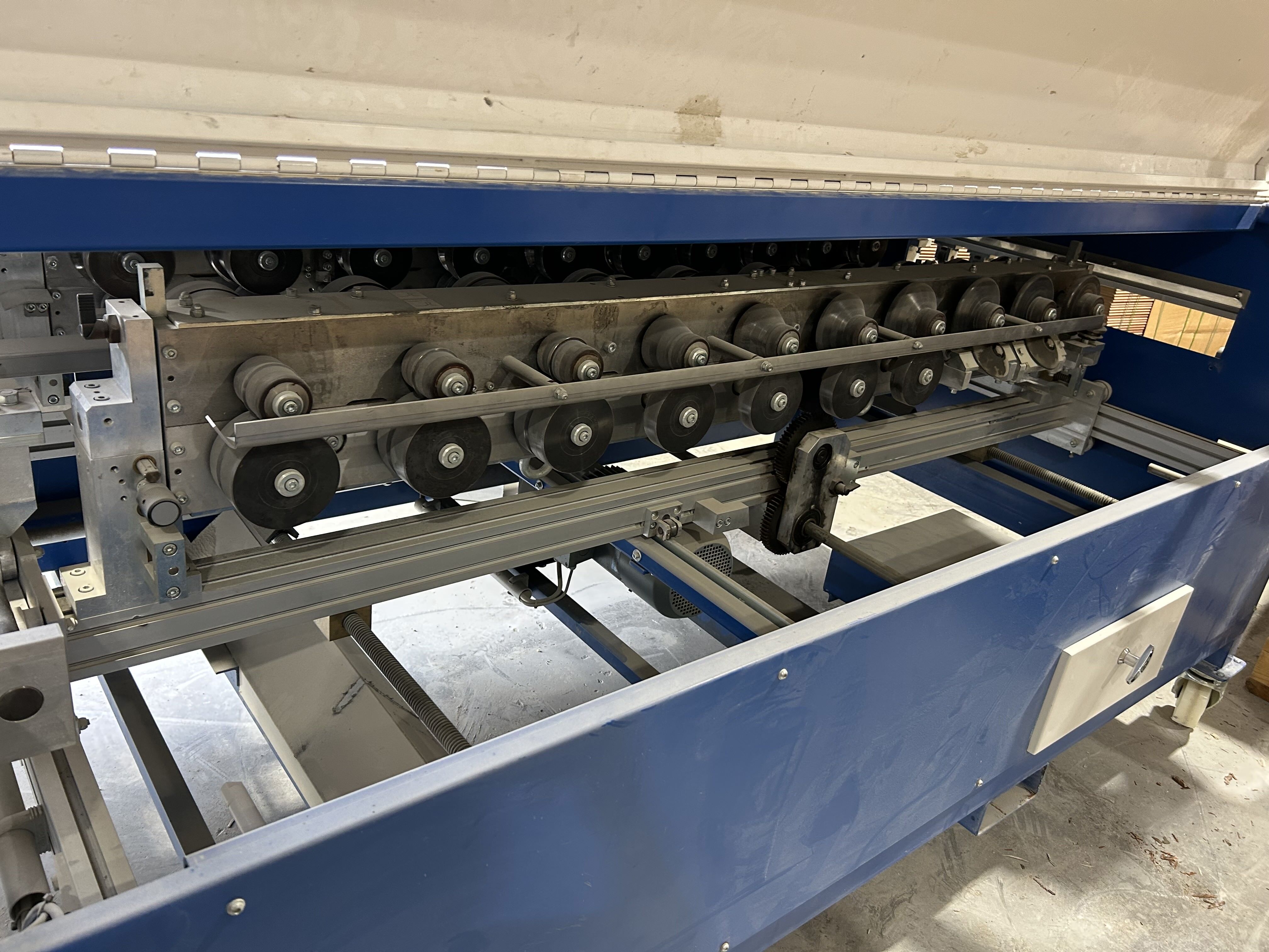 2013 Schlebach Quadro Roll Former (#5592)